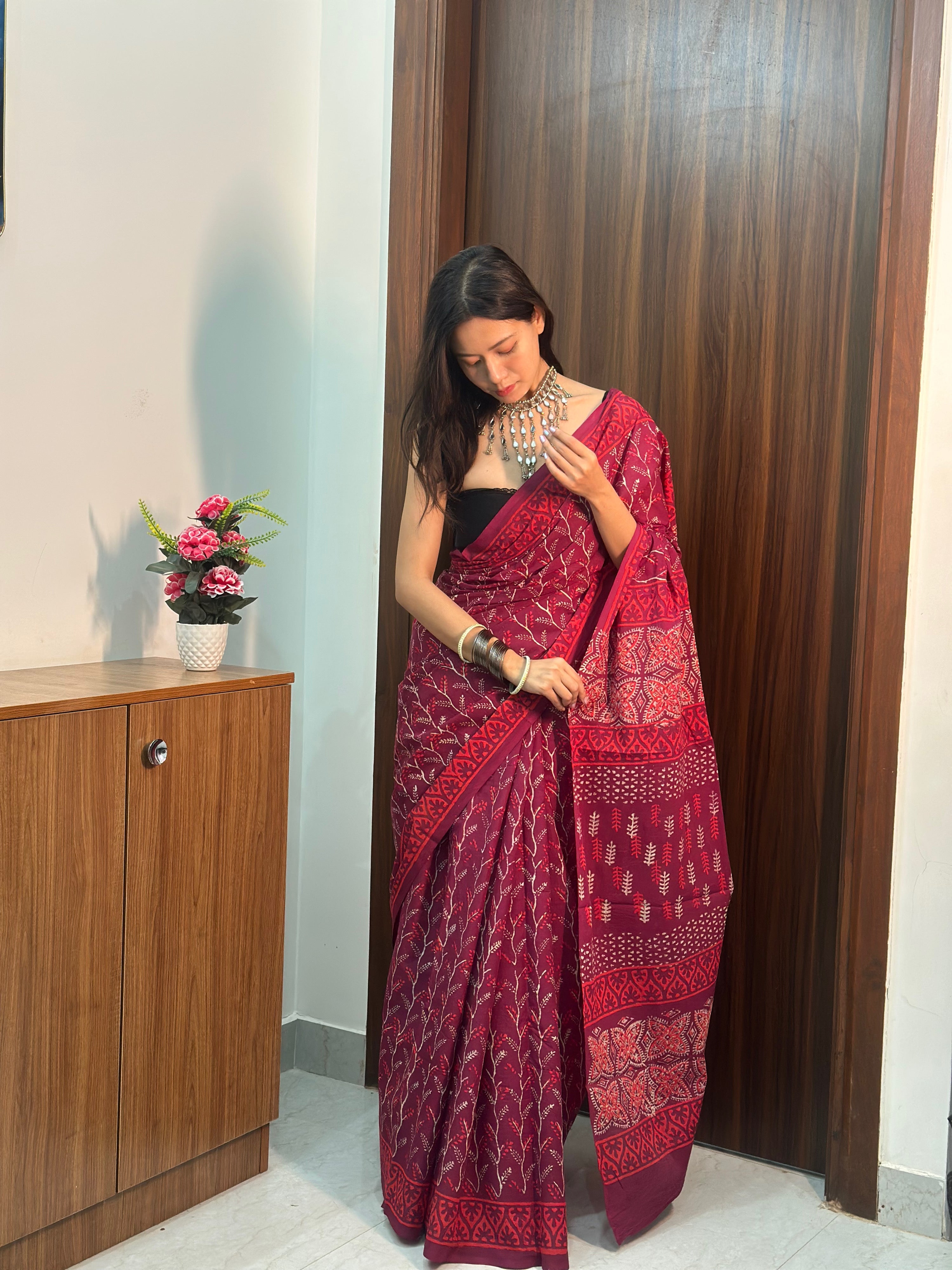 Mulberry Magic Purple & Maroon Floral Mulmul Saree-25- CBS - 420 – Mohi ...